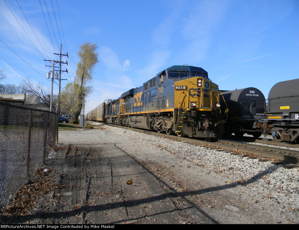 CSX 745